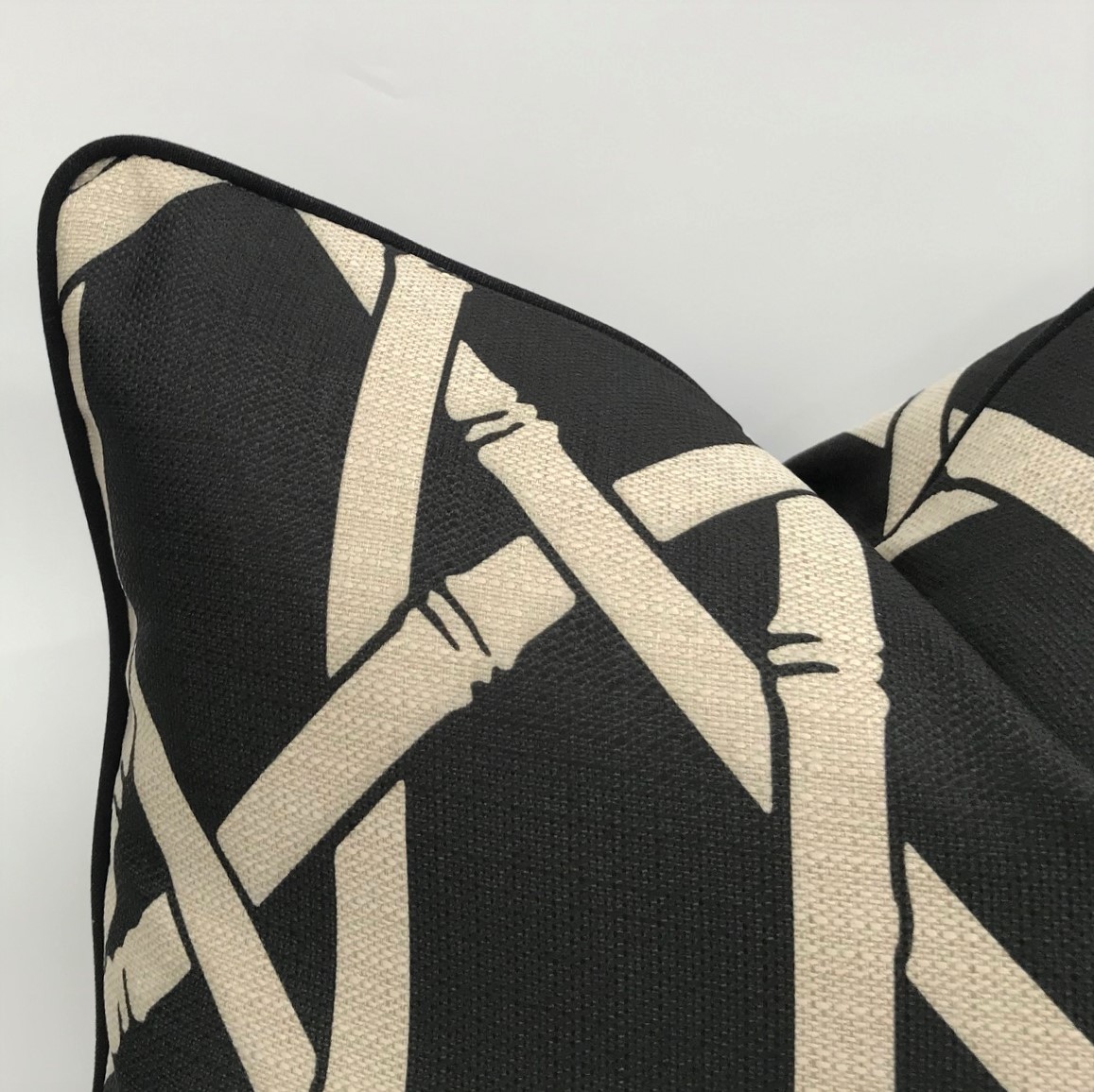 Florence Broadhurst – Bamboo Lattice Print – Manor House Collection